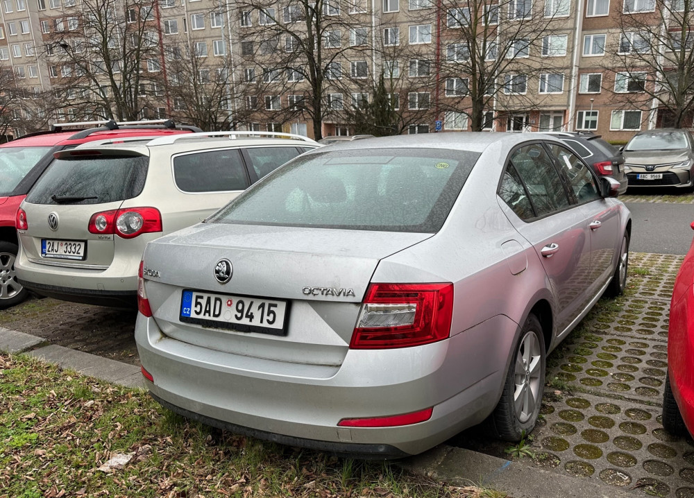 Detail dražby Dobrovolná dražba automobilu Škoda OCTAVIA (2. kolo)